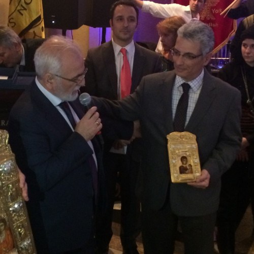 ΕΛΛΑΝΙΑ ΠΥΛΗ: "Ο Ιβαν Σαββιδης ζήτησε συνένωση δυνάμεων για αναγνώριση ...