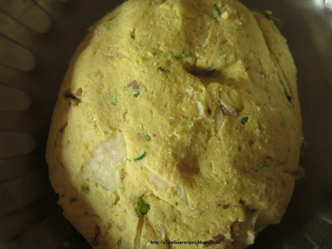 @ Best Maharashtrian Recipes : Onion Thalipeeth / Dhapata