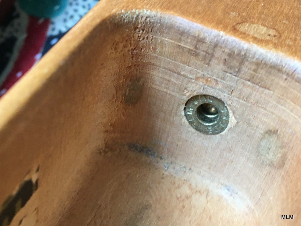 Sweet Leaf Notebook: Weaving Shuttles and their Spindles