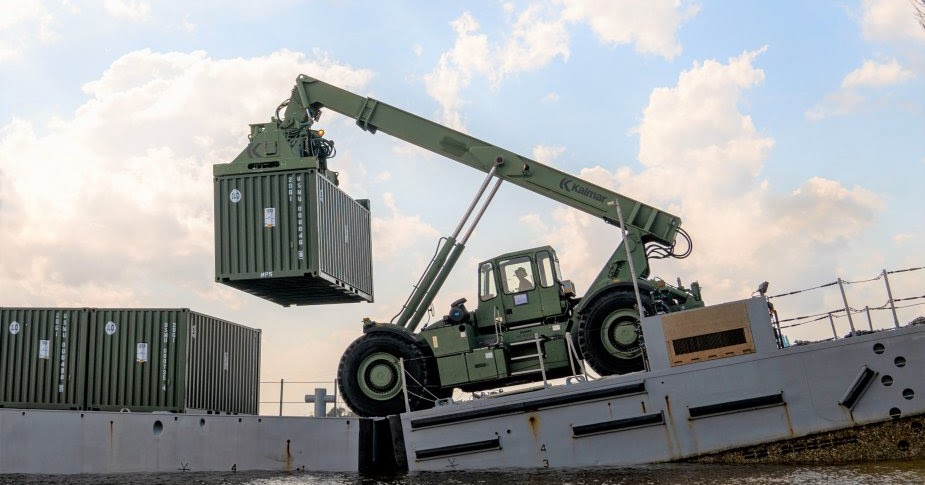 USMC Rough Terrain Container Handler reaches full production - World Truth