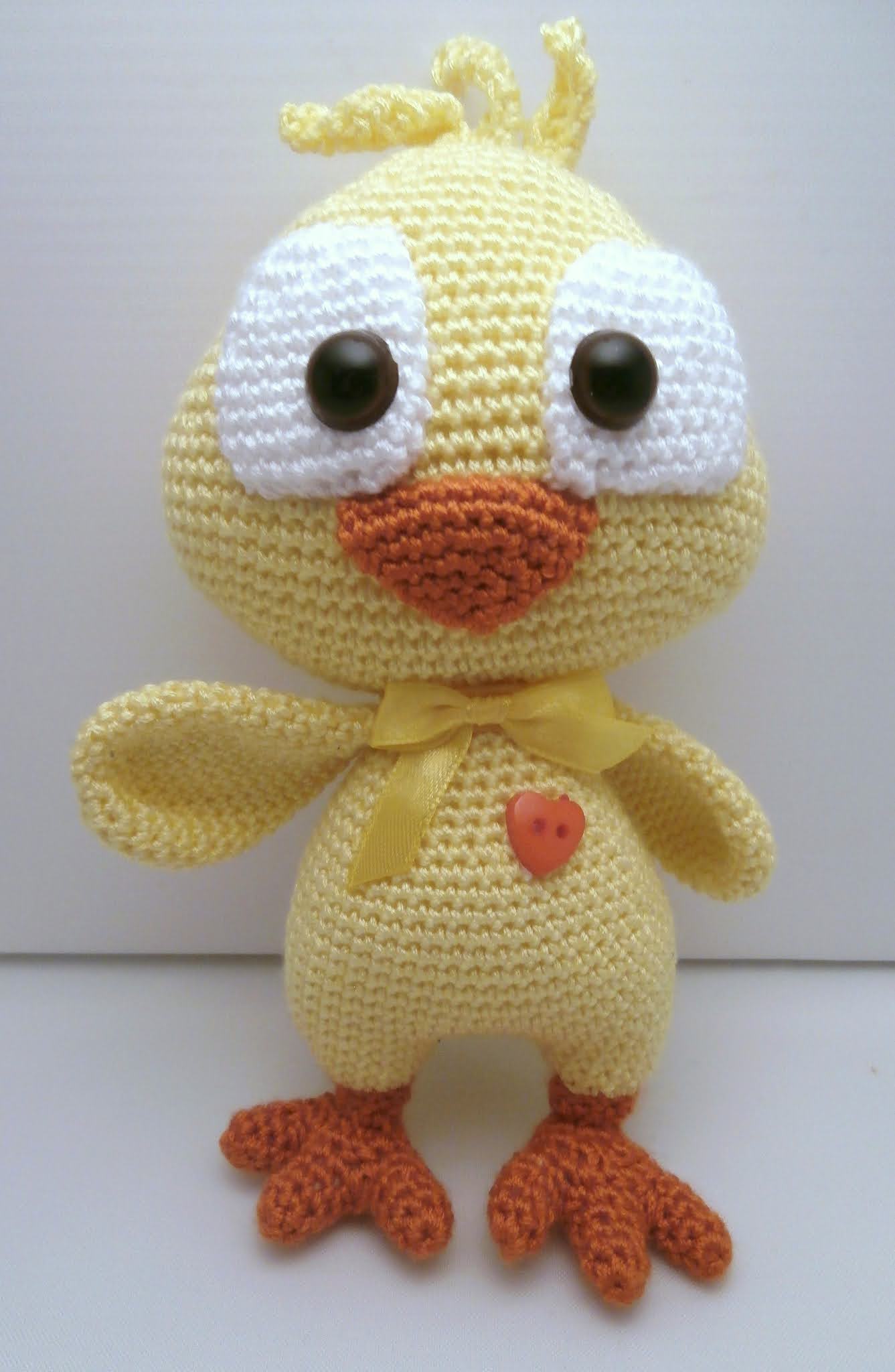 cositas a ganchillo: GRACIOSO POLLITO A CROCHET