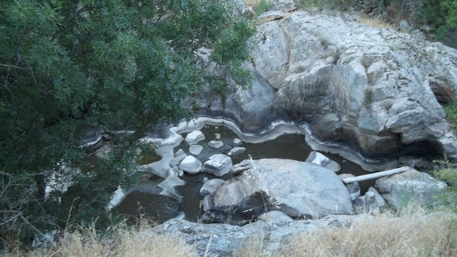 SIGUE EL SENDERO: * Río Cofio.