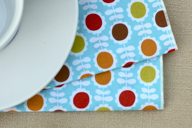 Zaaberry: Serged Fabric Napkins and Some News