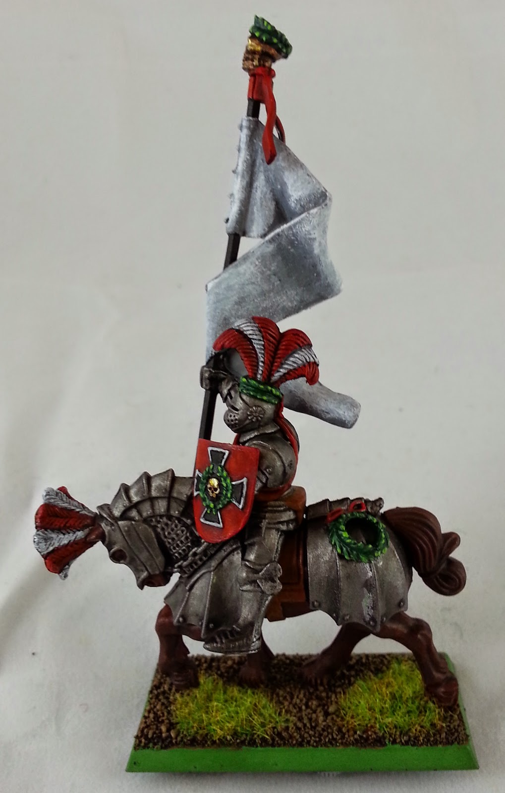 The Hoodling's Hole: Return of the Reiksguard