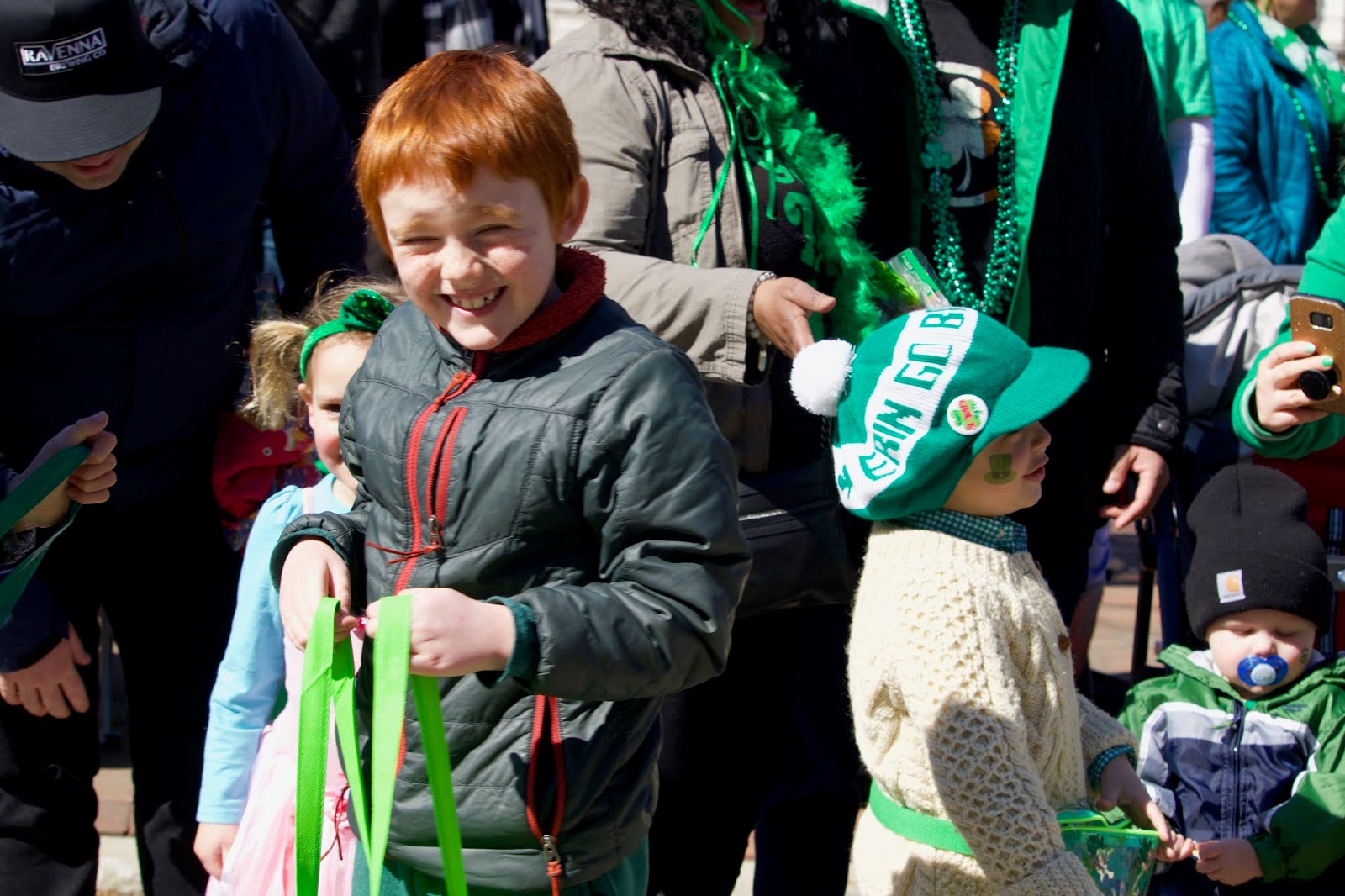 The Ched Curtain: Say Cheese! Parade Photos Taken From Inside The Car