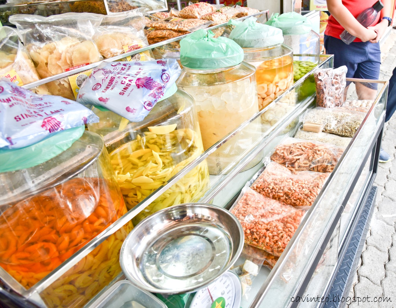 Entree Kibbles: Buy Your Batam Snacks from Pasar Penuin Wet Market # ...