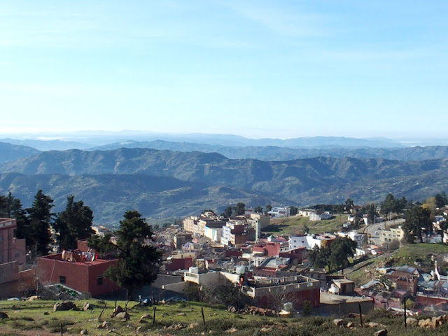 SENDERISMO EN EL RIF/RANDONNÉES DANS LE RIF: JEBEL TISIRENE (JBEL ...