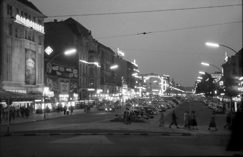 Fascinating Vintage Photos of Berlin in the Summer of 1957 ~ Vintage ...