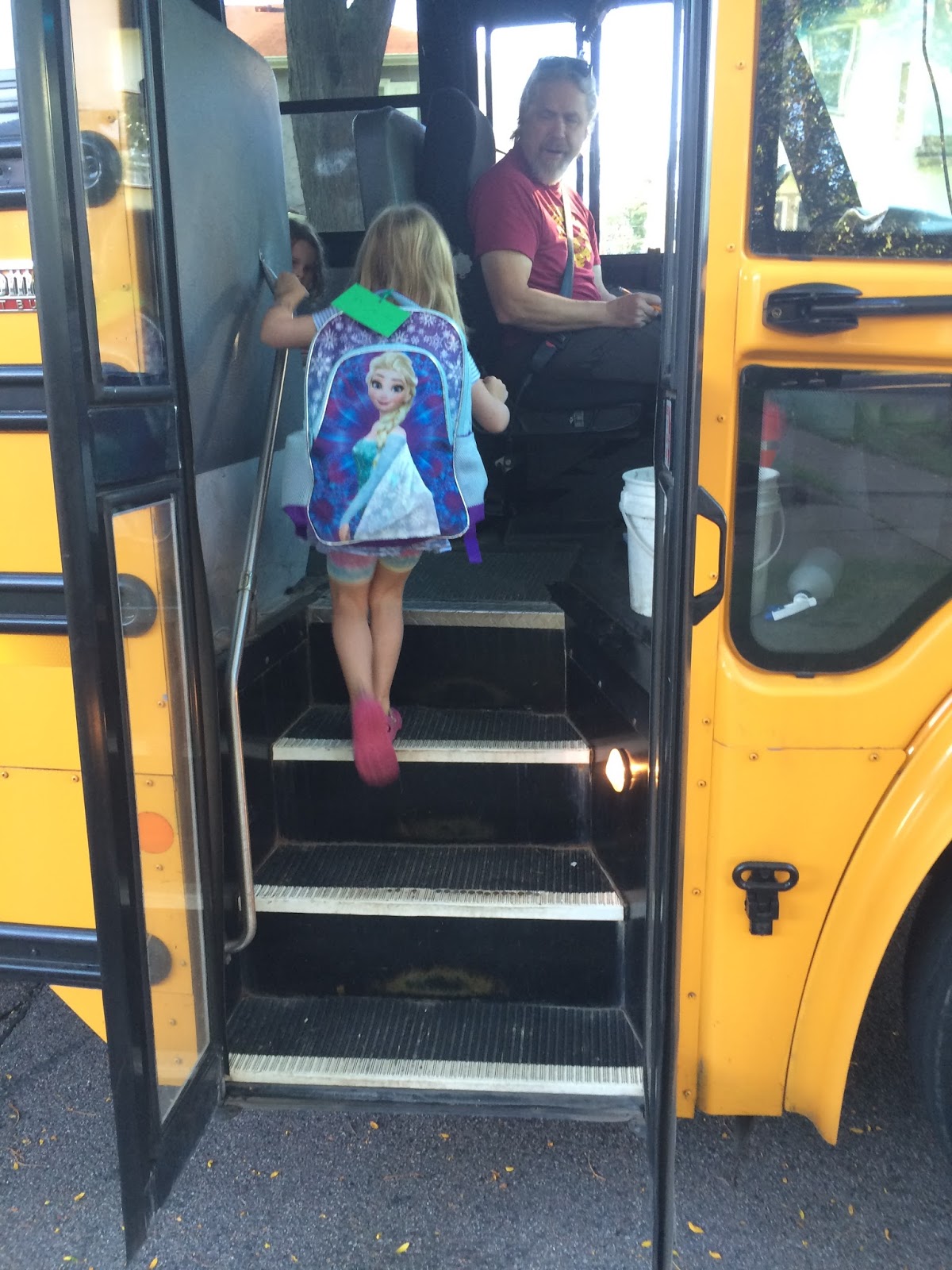 You Be The Mom: First Day of Kindergarten