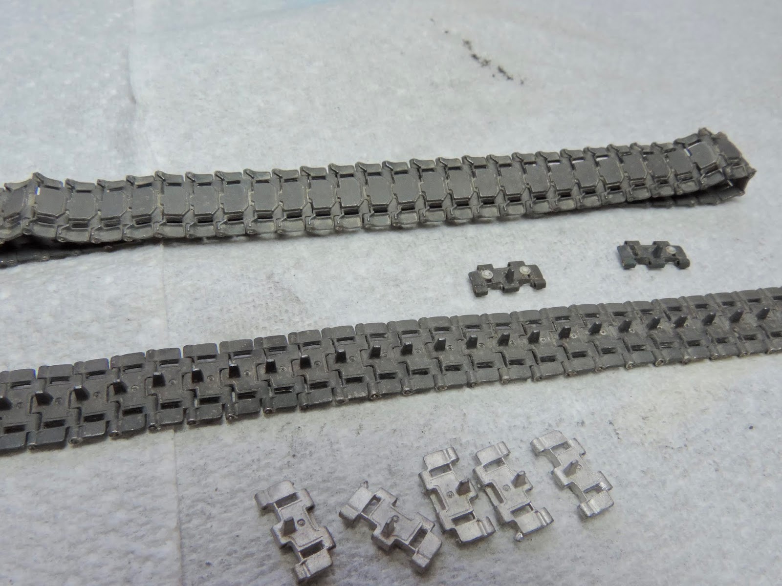 Pete's Model World : VMS Black Track Pro Vs Friulmodel M113 Tracks