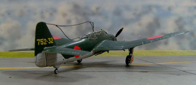 Happyscale-Modellbau: Aichi B7A1 Ryusei (Grace) - Fujimi 1/72