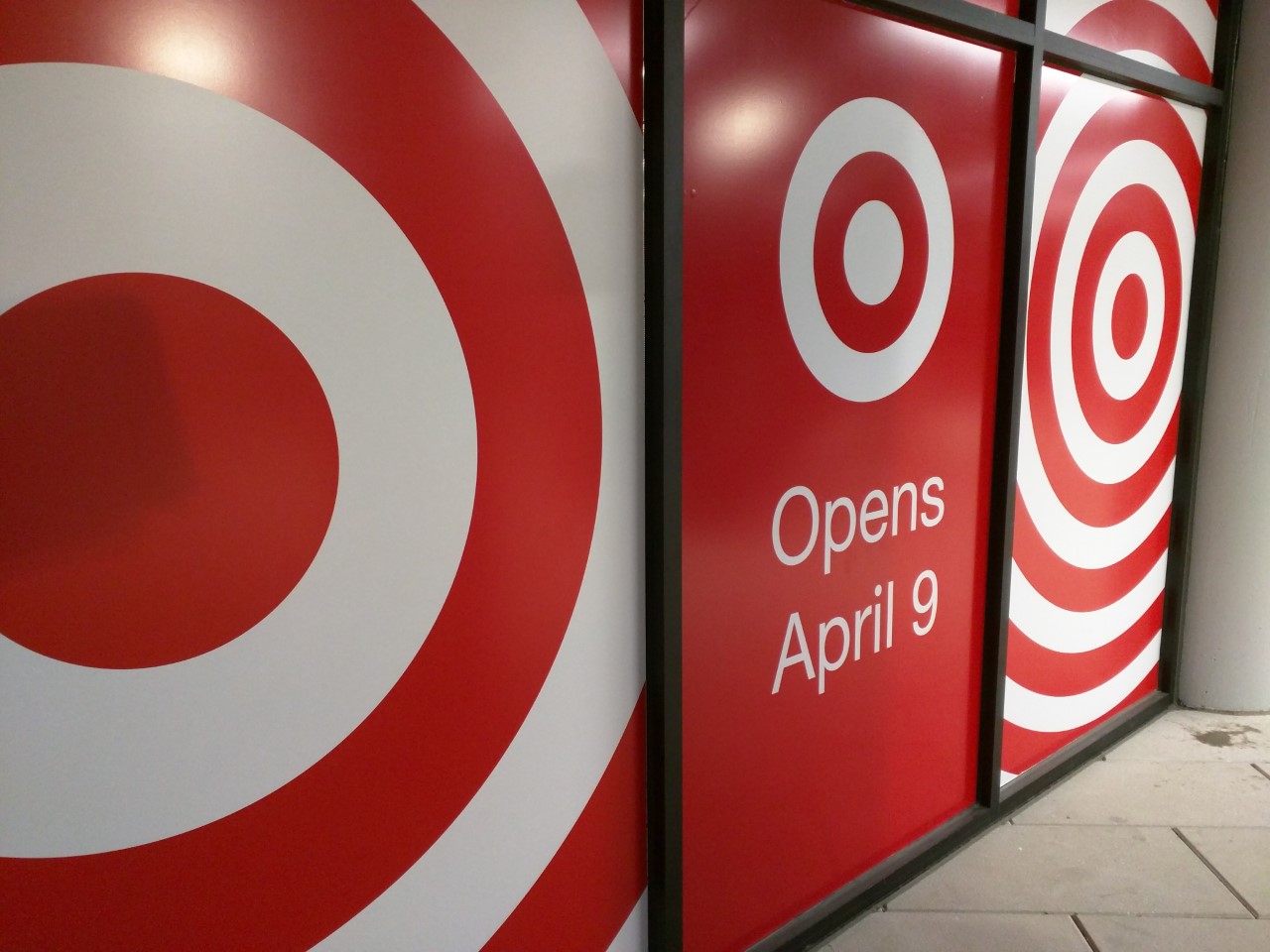 Robert Dyer @ Bethesda Row: Target opening April 9 in downtown Bethesda ...