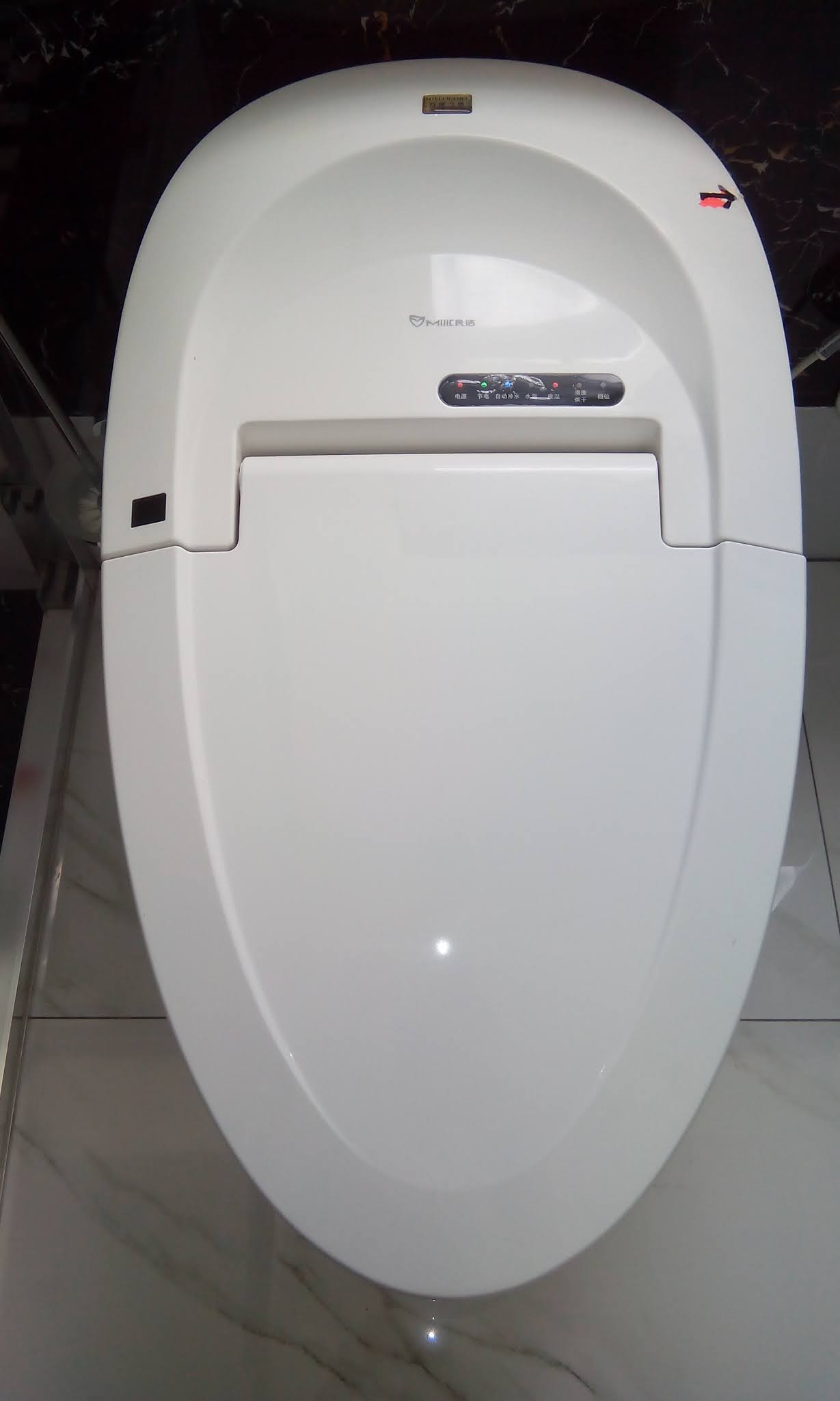 Life Begins at Forty: Tandas canggih moden menggunakan elektrik