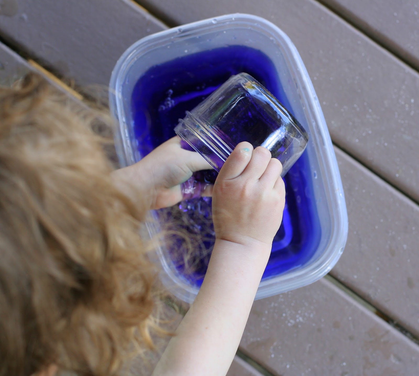 Easy Color Mixing with Fizzy Tablets