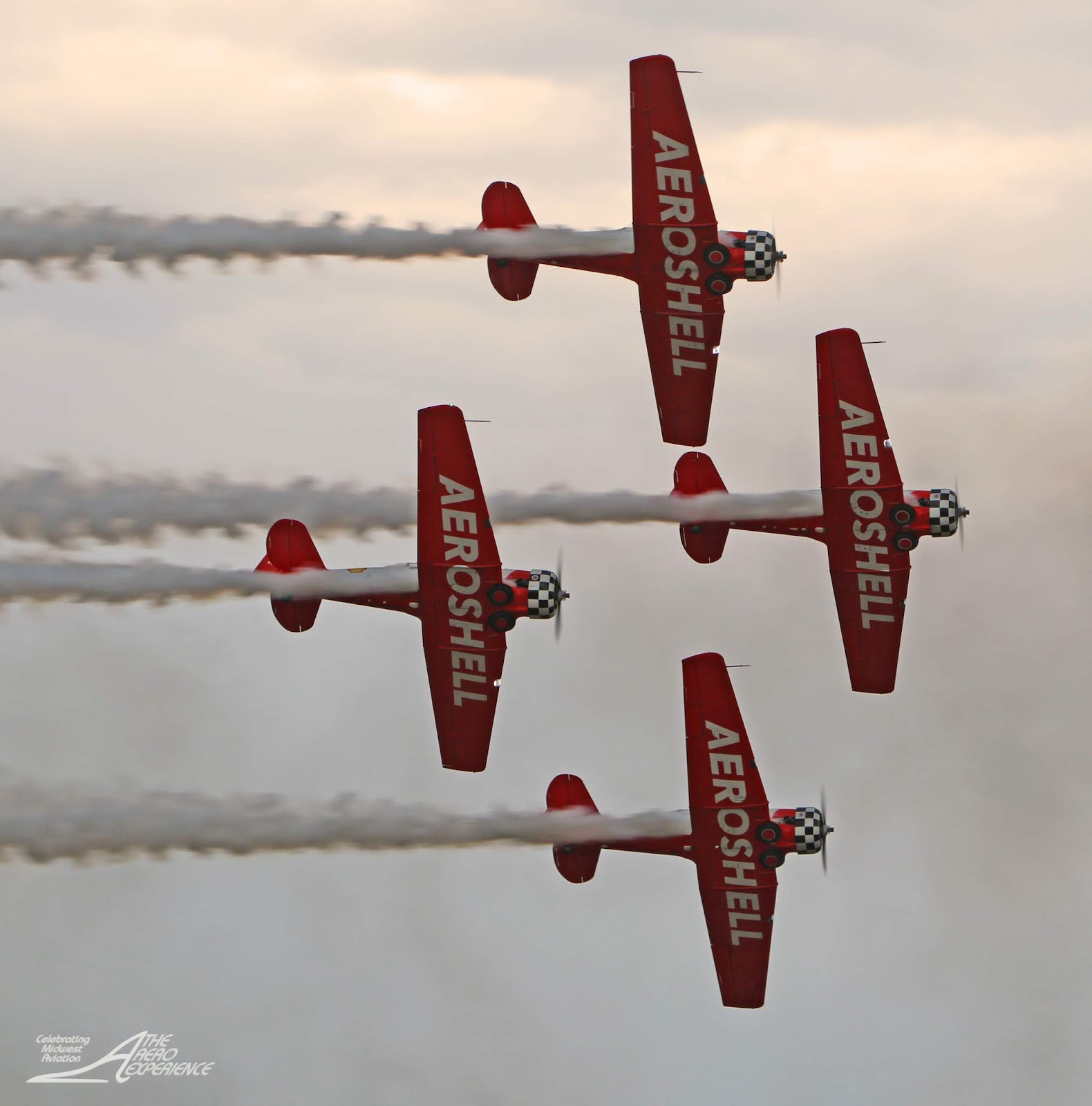 The Aero Experience: EAA AirVenture Oshkosh 2019: Airshows - Aeroshell ...