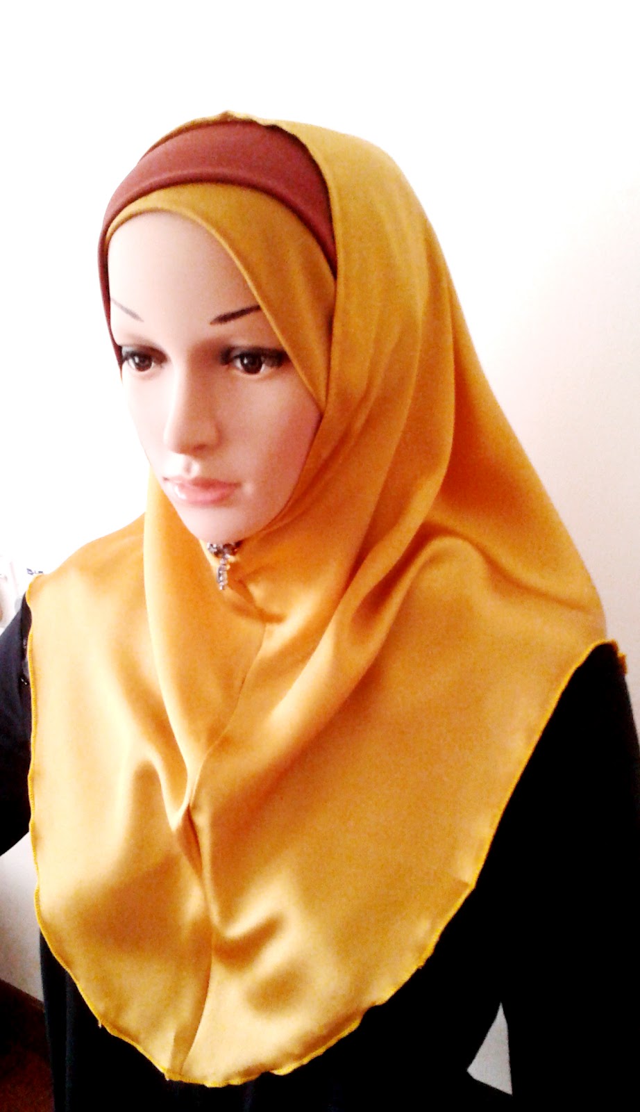 Hijab, Dress & Beauty Product Online Store: Tudung Syria Satin (Non Inner)