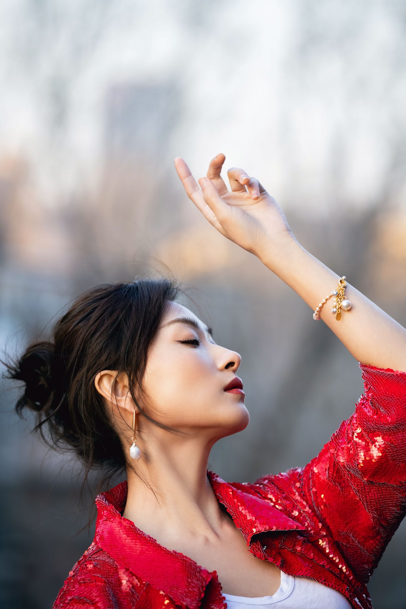 Wan Qian poses for photo shoot - China Underground