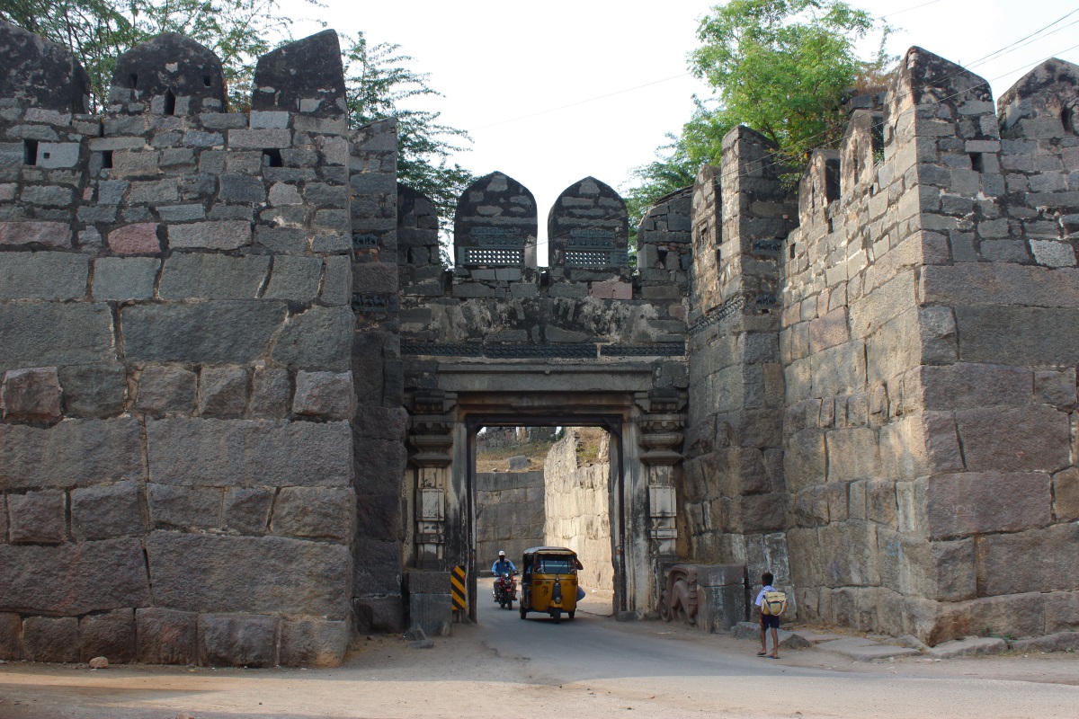 Journeys across Karnataka: Warangal Fort - eastern gateways