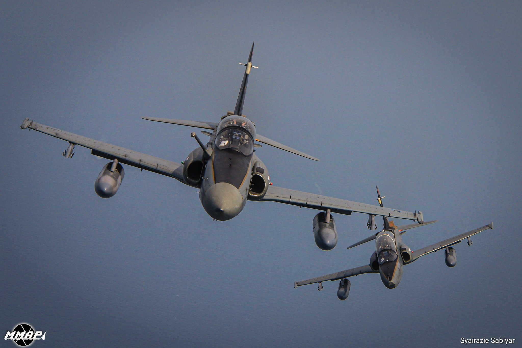 AAG_th บันทึกประจำวัน: เครื่องบินโจมตีเบาไอพ่น Hawk 208 มาเลเซียขึ้น ...