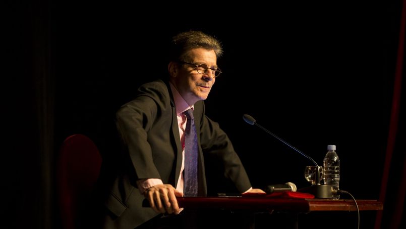 Des romans et des guerres: La guerre littéraire, le cours d'Antoine ...