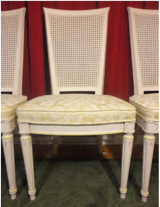 Management Chair: Customizing Placeholder Chairs?