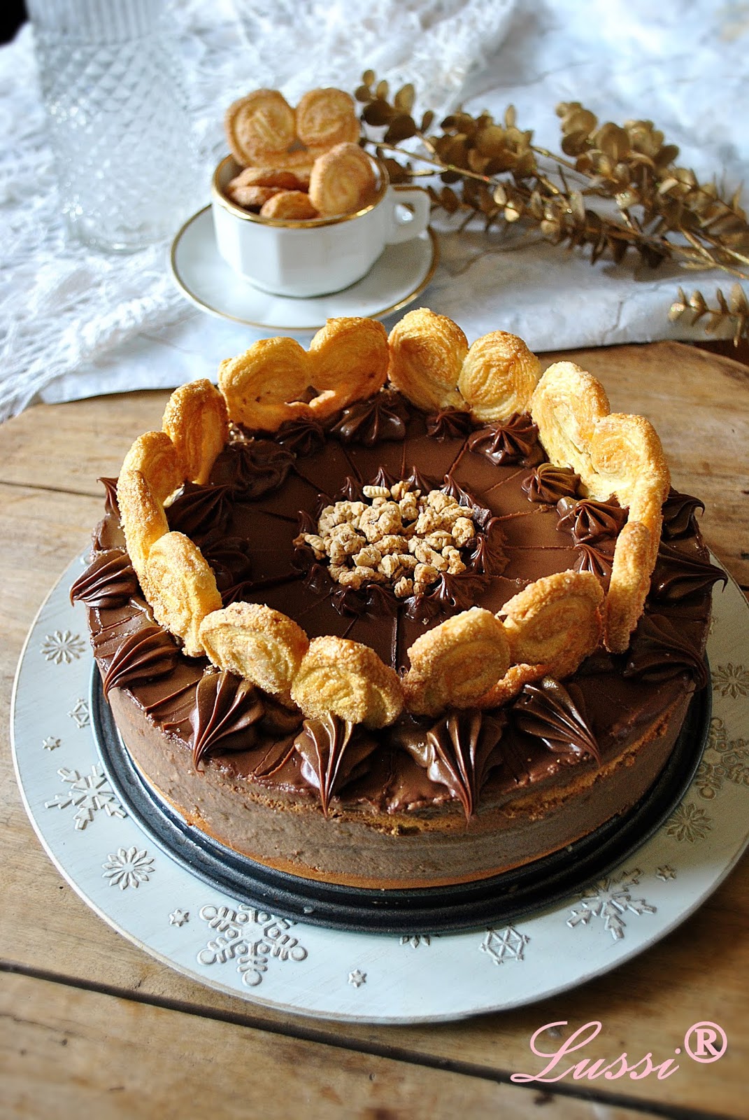 Lussi`s World of Artcraft: Торта "Кралица Мария" / Queen Mary's Cake