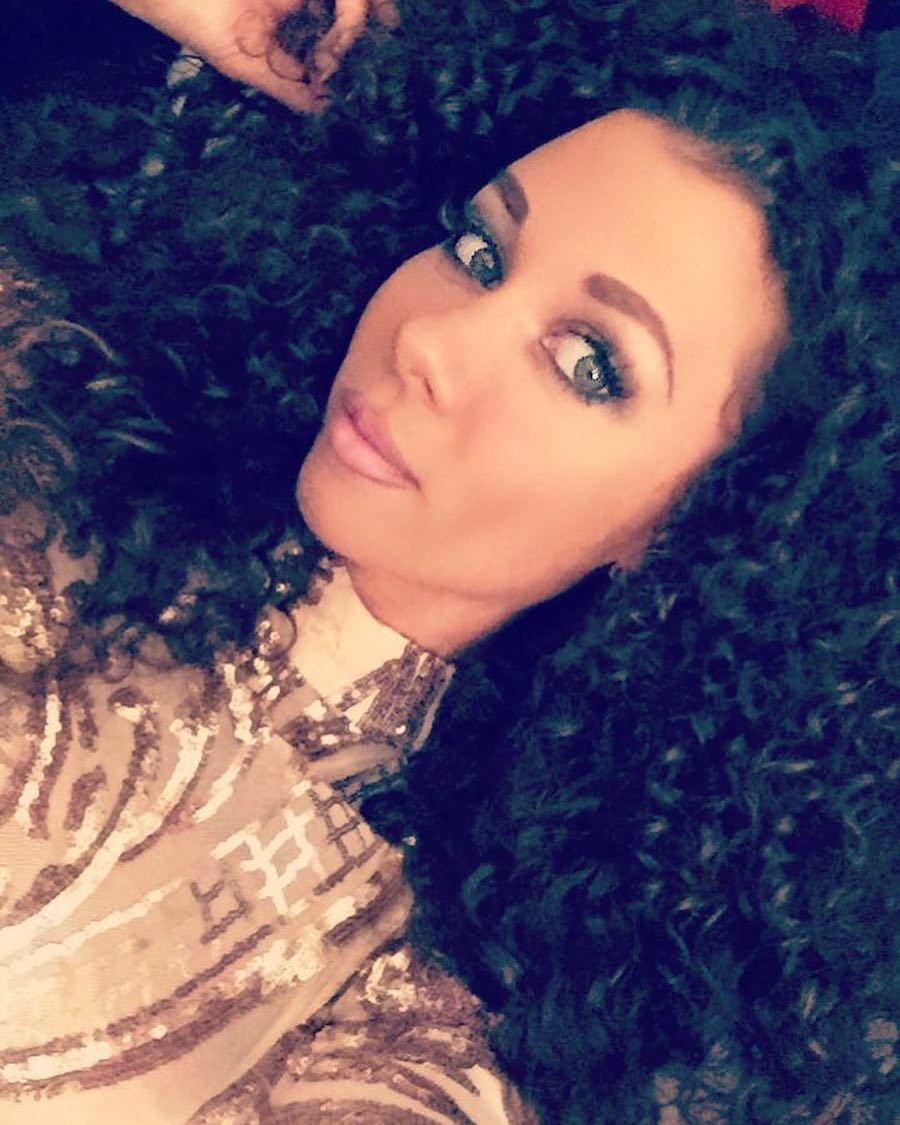 Laura Dore, a professional model and a Burlesque performer | HOT FEMALE ...