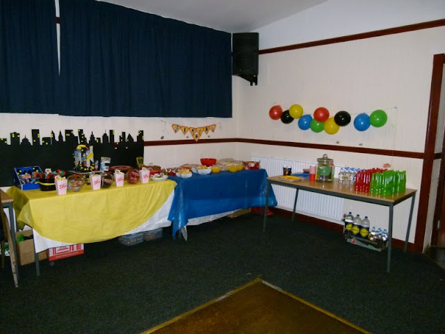 My Guide To Home Made: Superhero Party: The Food: Desserts Table