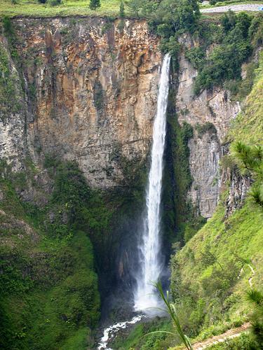 SIPISO - PISO WATERFALL - Indonesia Tourism