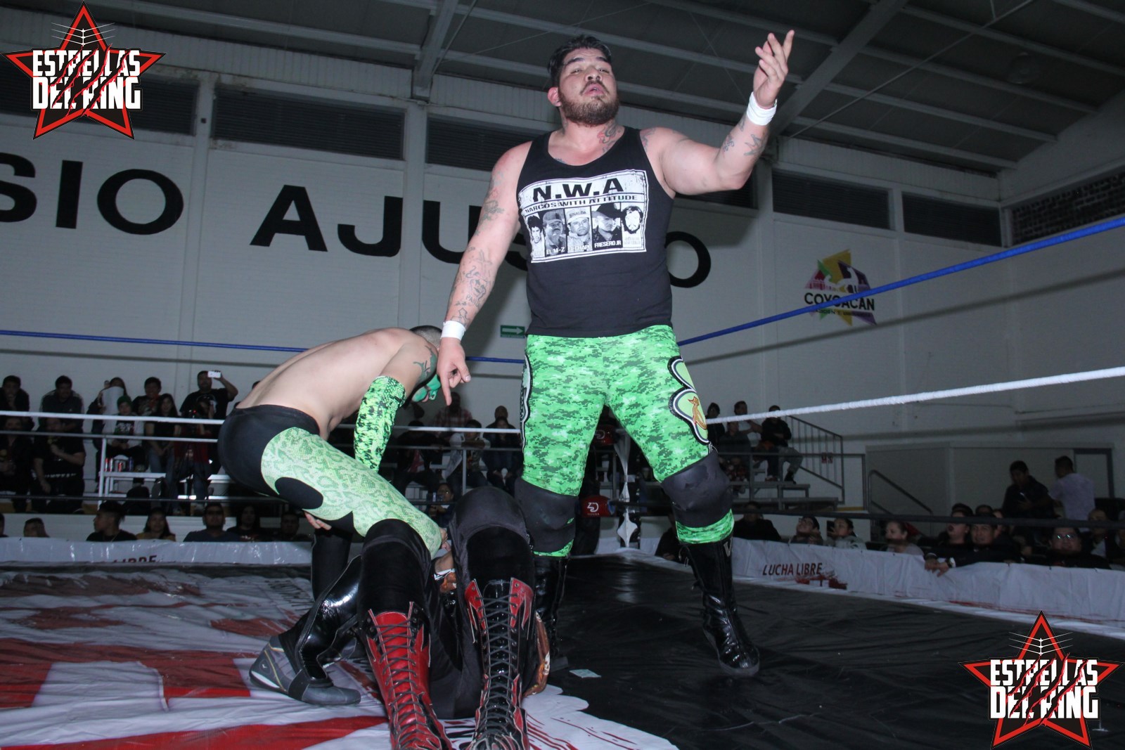 ESTRELLAS DEL RING.: Triunfo de Penta 0M y el Hijo de L.A Park en Lucha ...