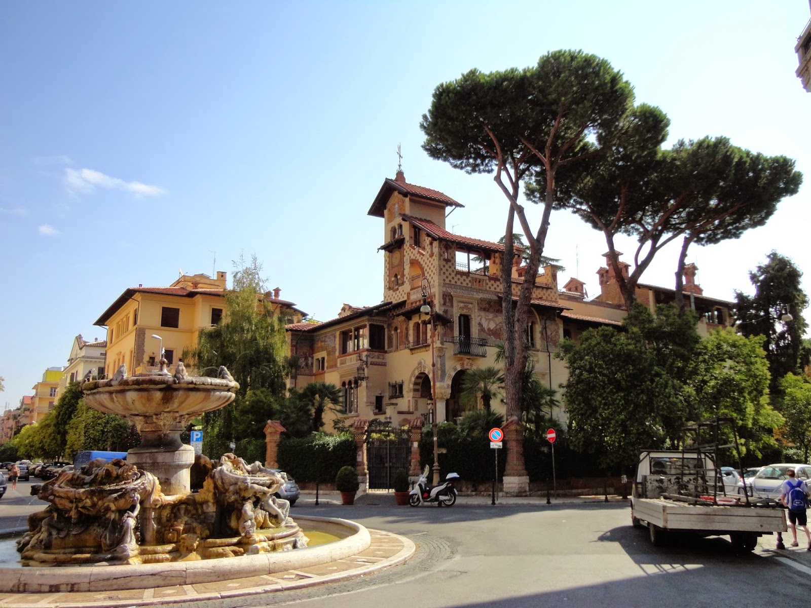 AMOR ROMA: El "Quartiere di Coppedè"