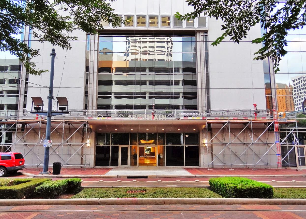 Houston in Pics: 1300 Main Street Office Building