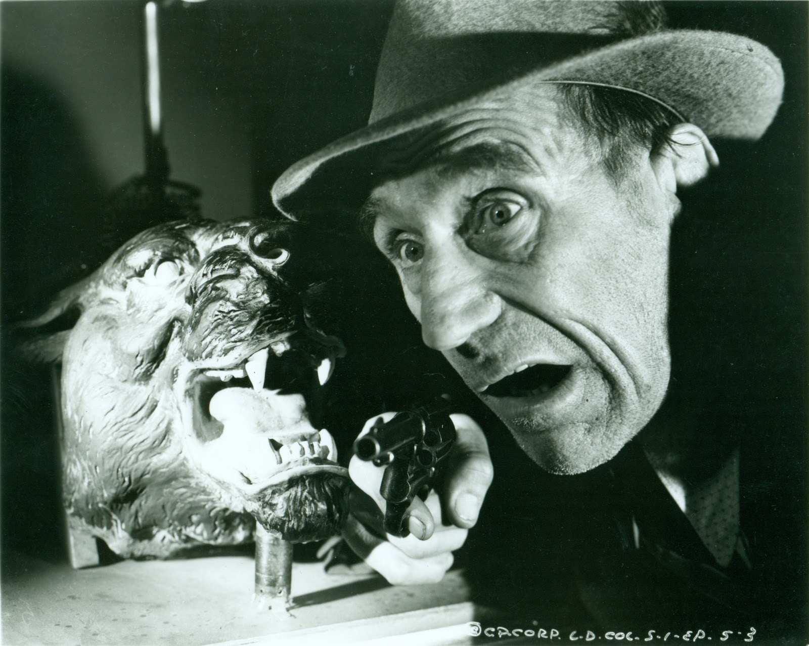 Martin Grams: The Shadow: 1940 Cliffhanger Serial