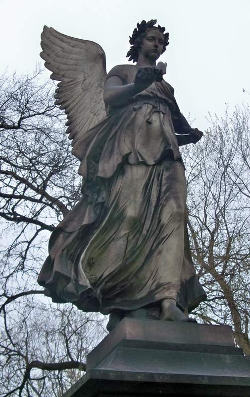 Bones of Contention †: neo-Gothic Angel