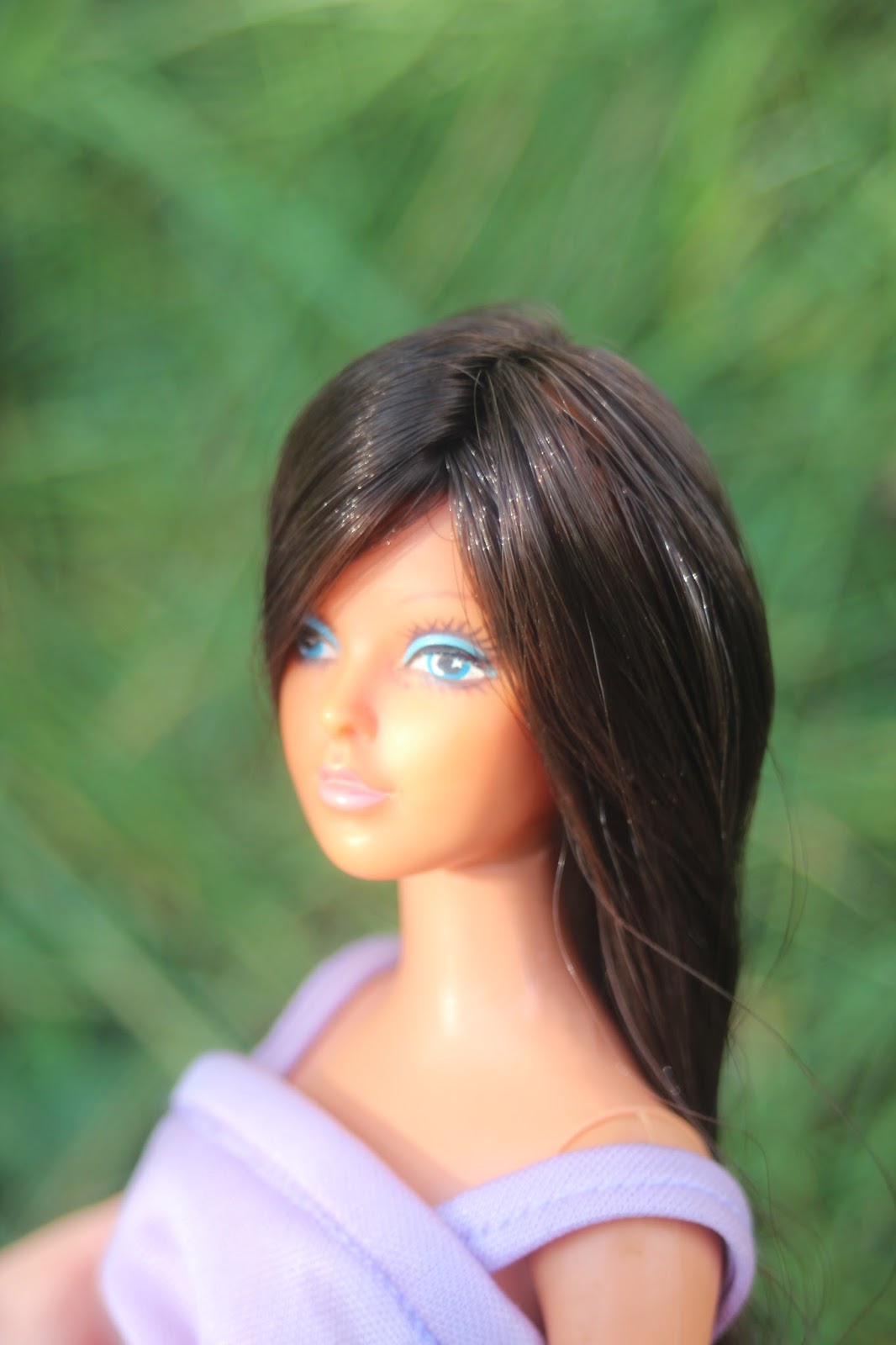 PLANET OF THE DOLLS: Doll-A-Day 2017 #233:Tuesday Taylor and Suntan ...