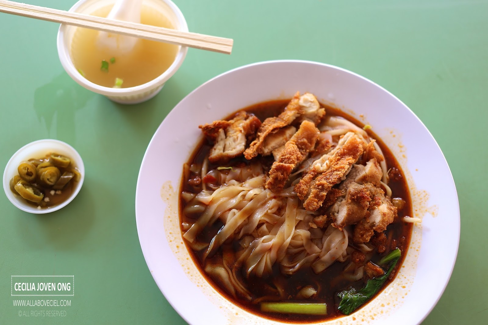ALL ABOUT CEIL: Amigo at Changi Village : Chicken Chop Hor Fun