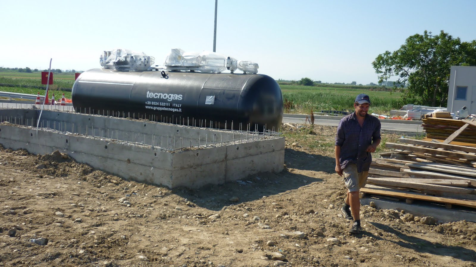 ΕΡΓΑΣΙΕΣ ΣΙΔΗΡΟΥ ΜΠΕΤΟΝ - KAΤΑΣΚΕΥΗ -ΤΟΠΟΘΕΤΗΣΗ