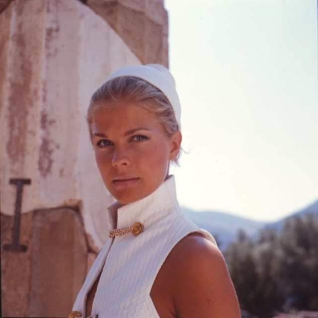 30 Beautiful Photos of Candice Bergen in the 1960s and ’70s ~ Vintage ...