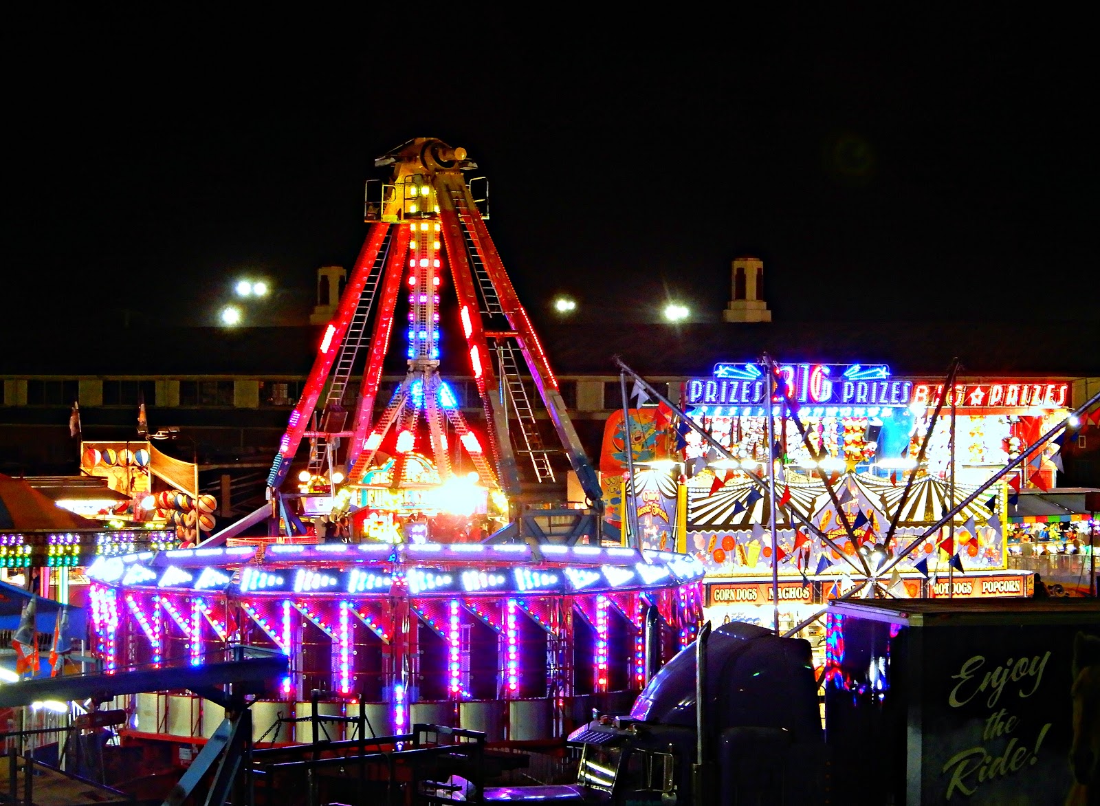 Kim's County Line: Kansas State Fair After Hours