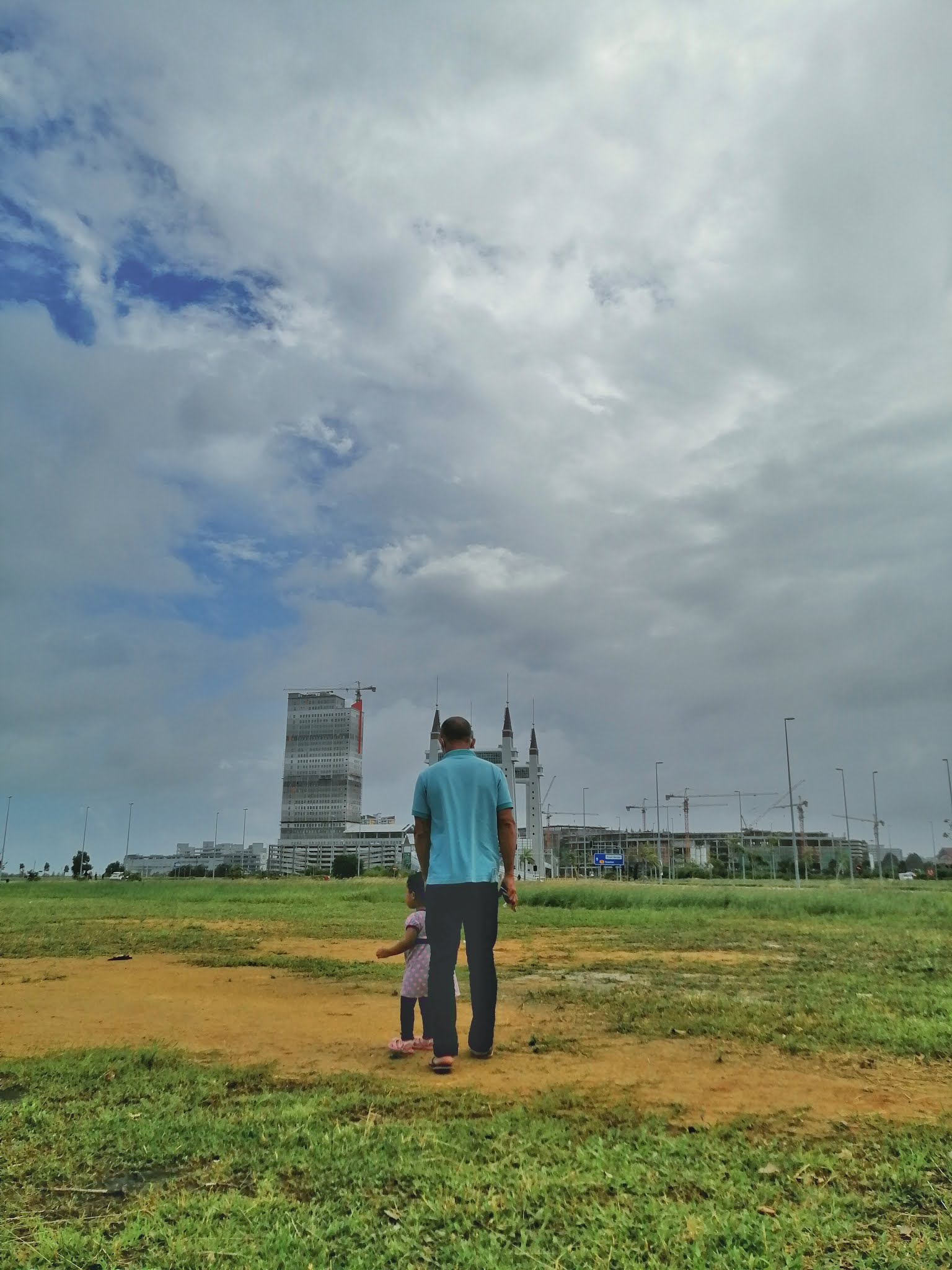Drawbridge Terengganu | Pantai Teluk Ketapang Naik Kuda. - Fatihah Fazlin