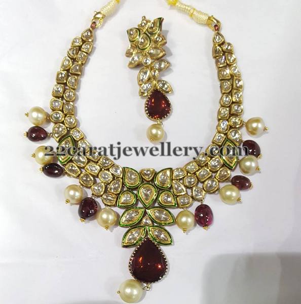 Kundan Sets in Uncut Diamonds - Jewellery Designs