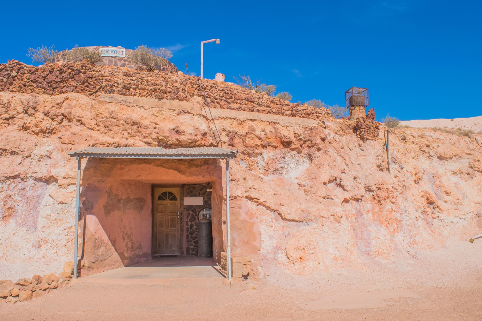 كوبر بيدي : البلدة الأسترالية التي يعيش سكانها تحت الأرض - عالم المعرفة