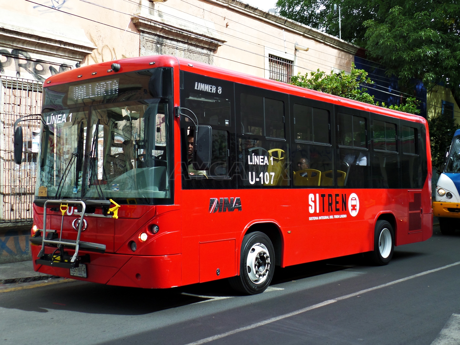 AYCAMX - Autobuses y Camiones México : Camiones Jalisco 12. SITREN Línea 1