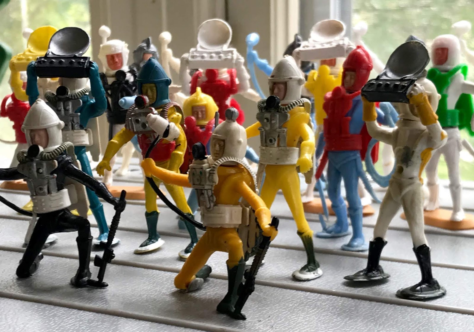 Space Garage: "Swoppet" Style Spaceman Figures by Marx, Britain's ...