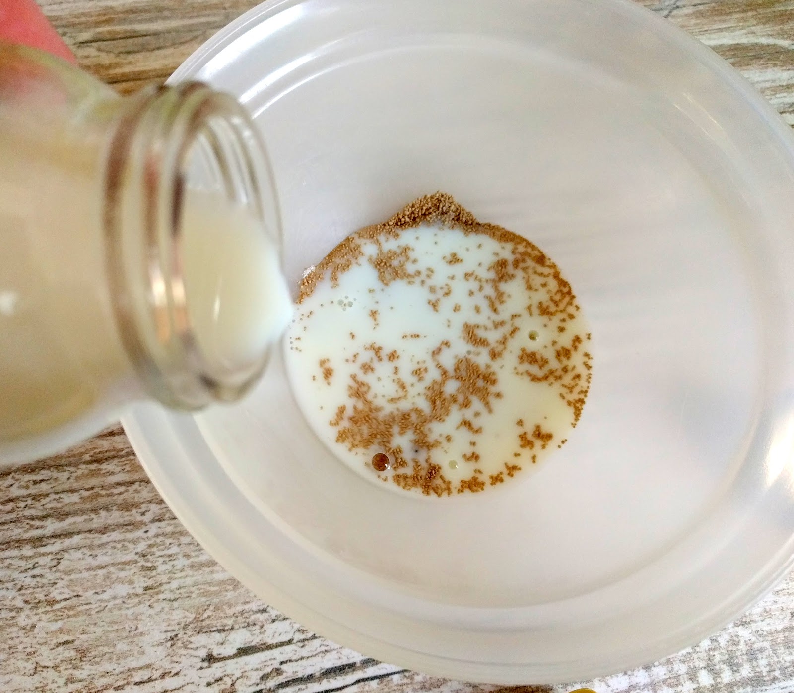 - Gefaltene Siebenbürger Rahm Hanklich