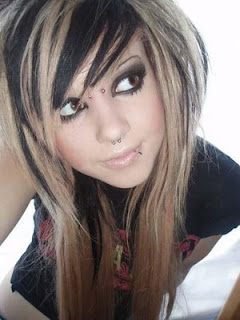 Todo Msn Chat: imagenes de mujeres emos lindas bonitas llorando tristes