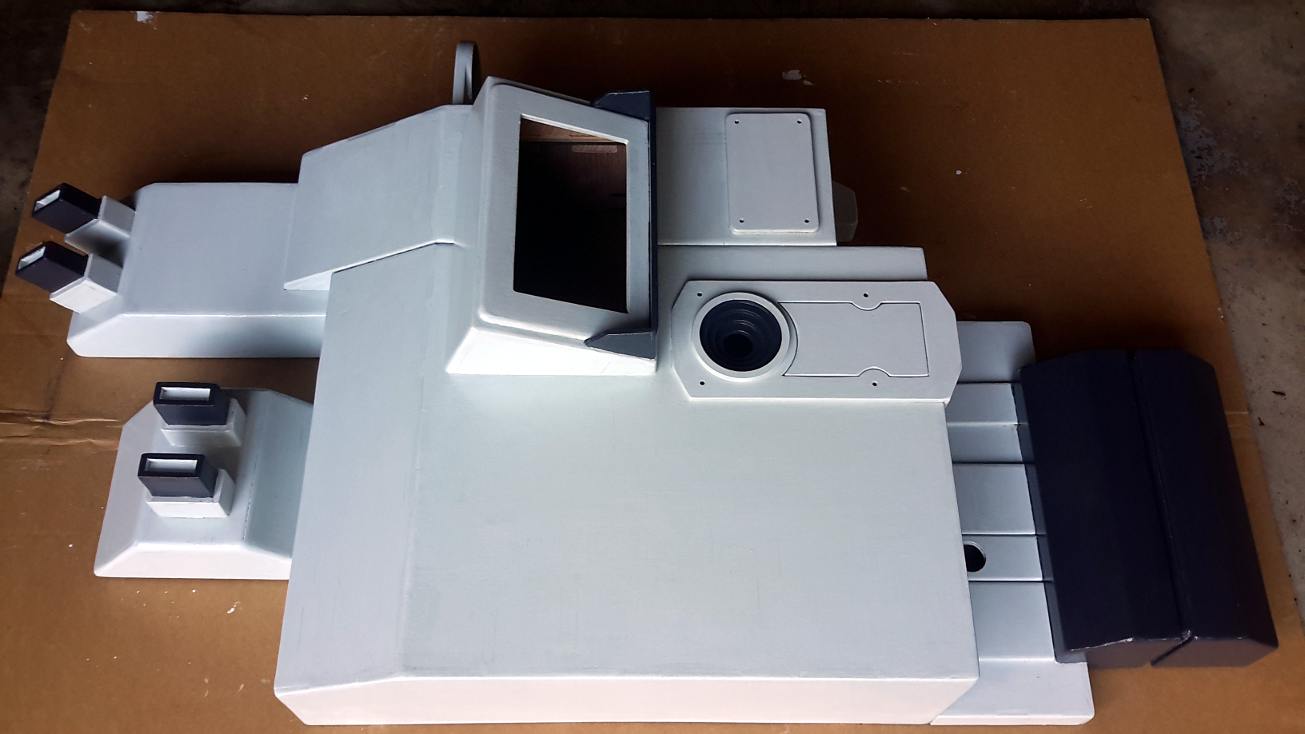 Markus Wobisch: Building a GERTY 3000 Computer from Moon (2009) - Part ...