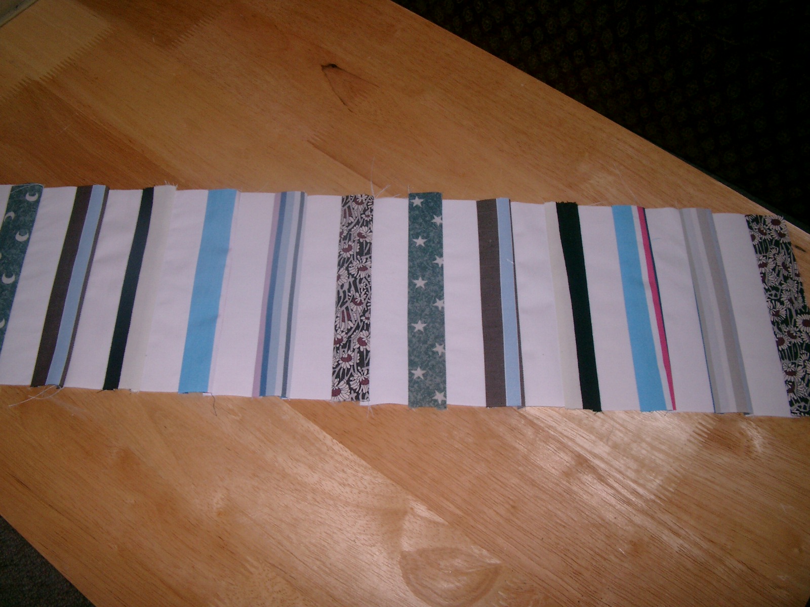 Oil and Thread: Piano Keys Quilt Border