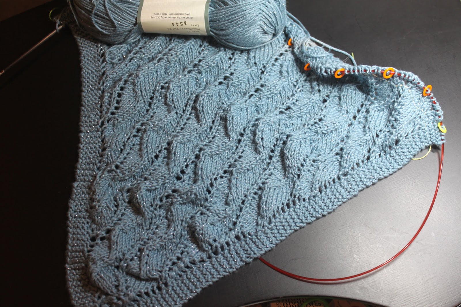 Shuttle Needle & Paper