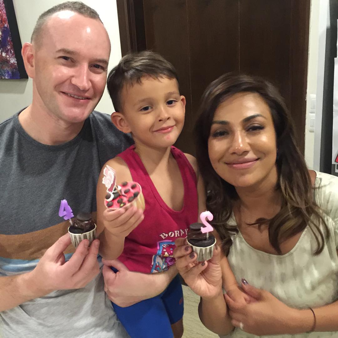 BAPAK HANDSOME GILERR!! Inilah 7 foto terkini wajah anak Ning Baizura ...